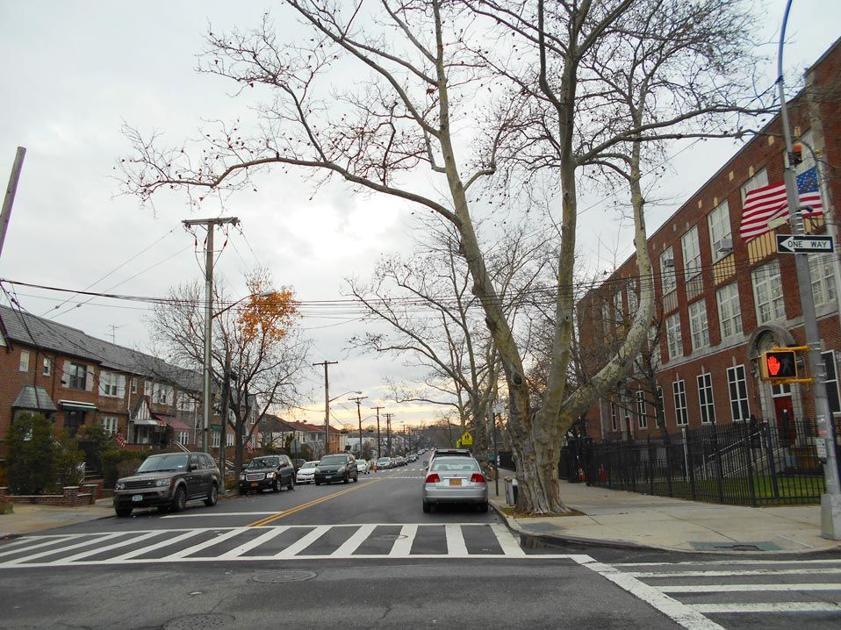 Out in front of PS 159, parents are the problem | | qchron.com