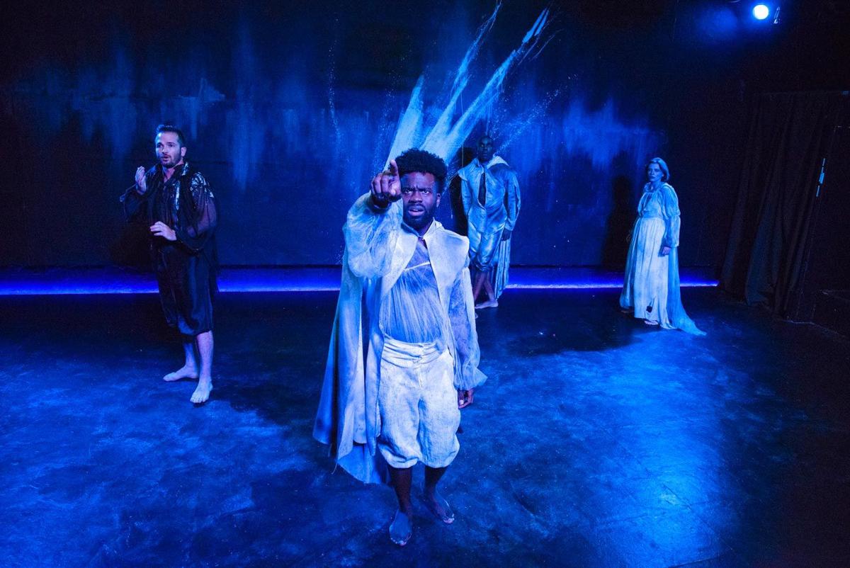 No need to be indecisive about seeing ‘Hamlet’ | | qchron.com