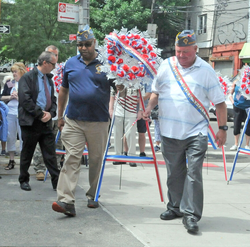 Reverence and rifle volleys in Woodside | | qchron.com