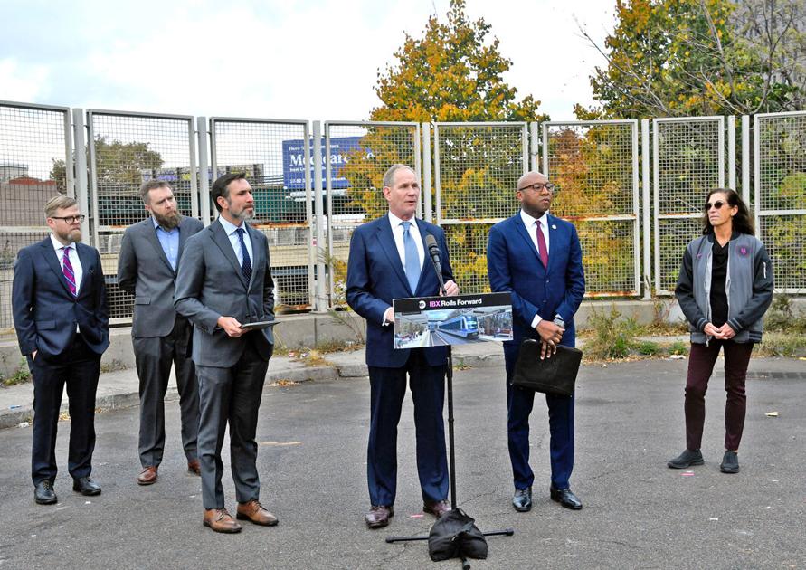 MTA talks initial steps for IBX line | | qchron.com