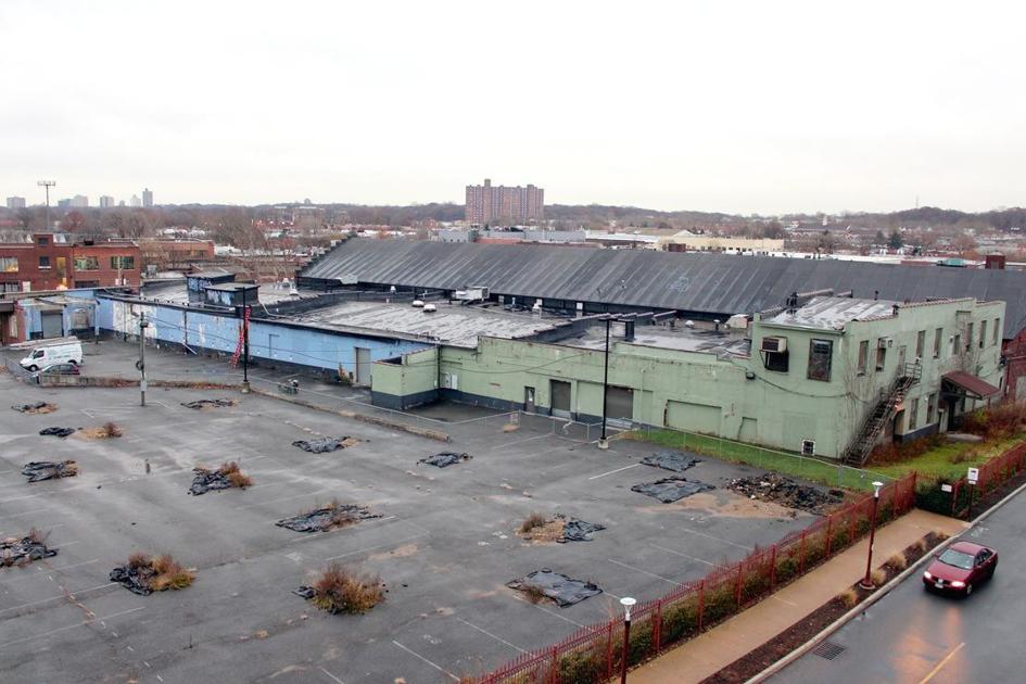 Atlas Terminal sold to Broadway Stages | | qchron.com