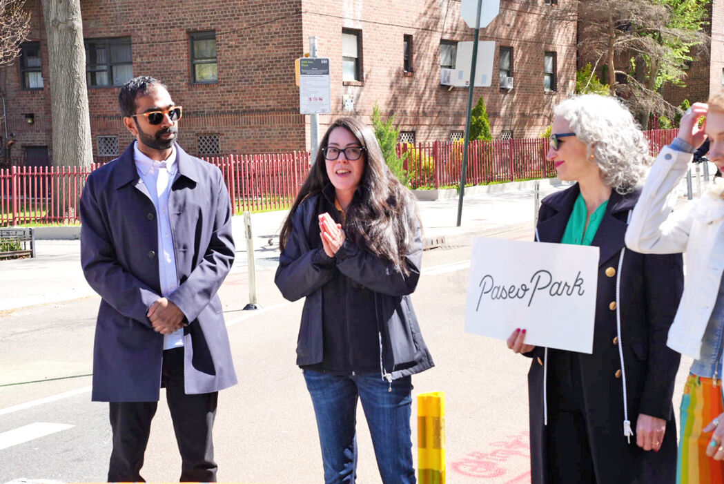 Painting Paseo, block by block | | qchron.com