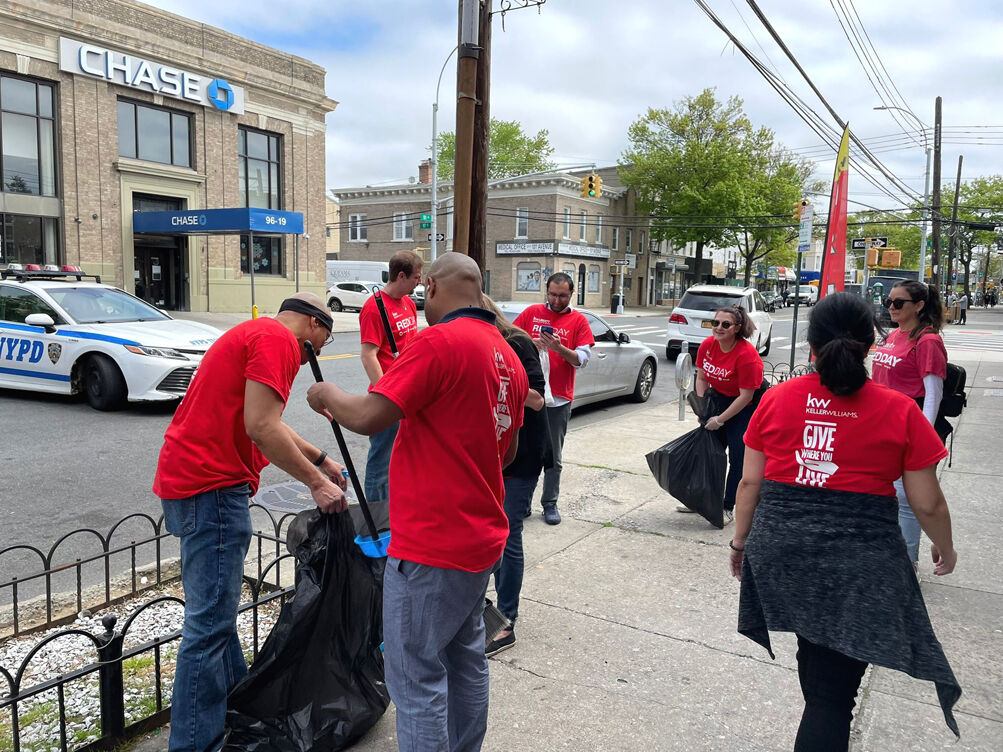KW day of service to the community | | qchron.com