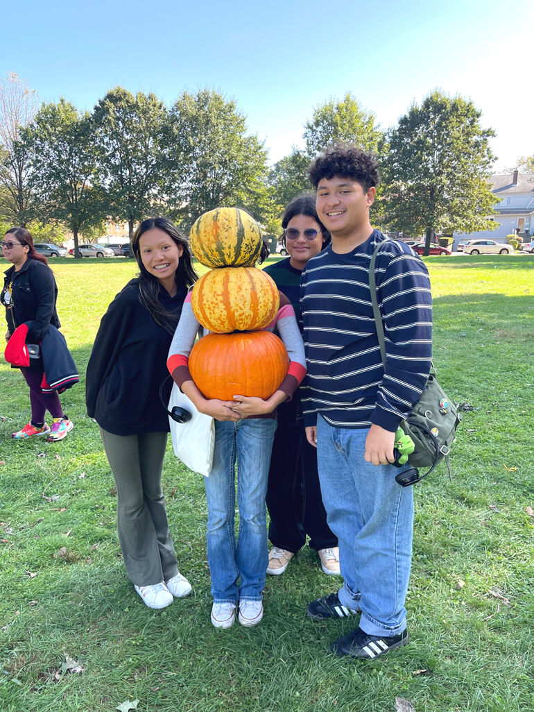 Fun at Fall Farm Fest | | qchron.com