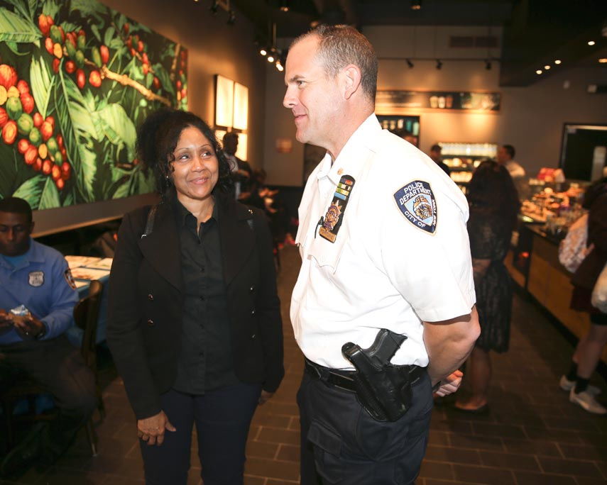 Coffee with a Cop in the 103rd Precinct | | qchron.com