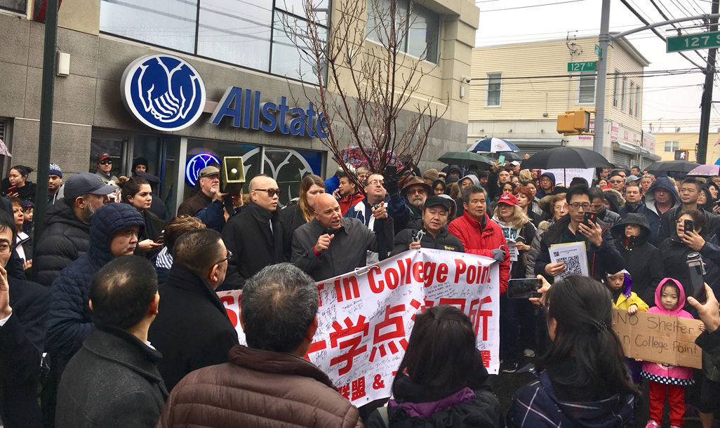 Hundreds rally to stop College Point shelter | | qchron.com