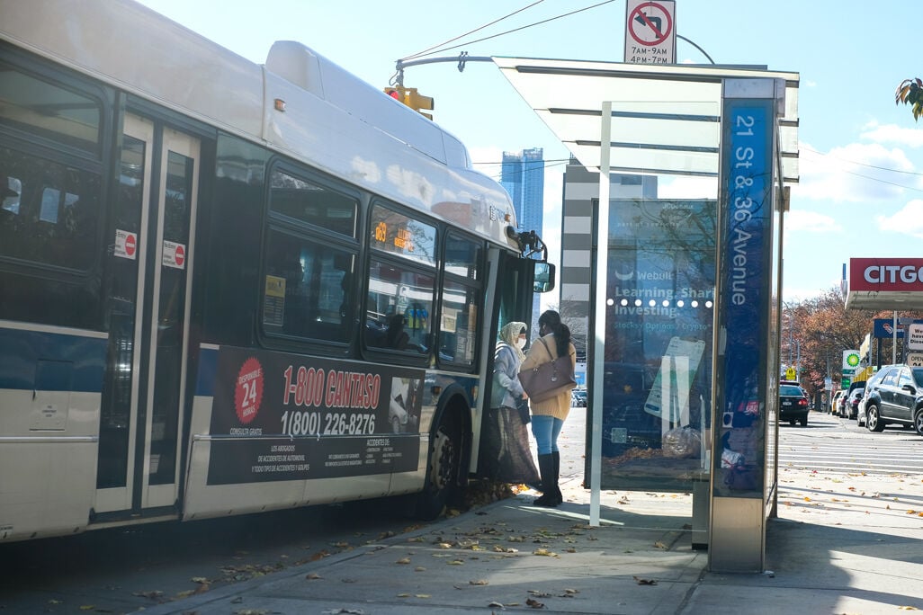 MTA’s new bus plan rankles residents | | qchron.com