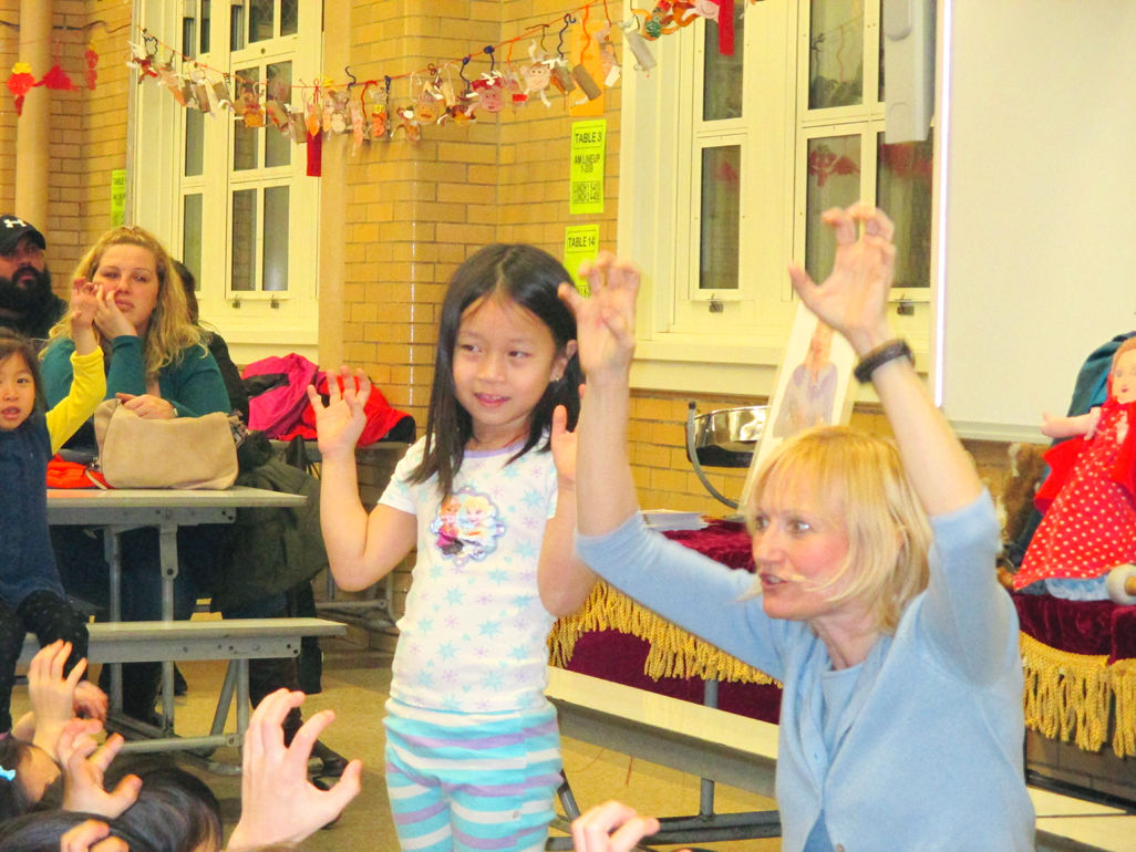Bedtime story nights at PS 163, the Flushing Heights school | | qchron.com