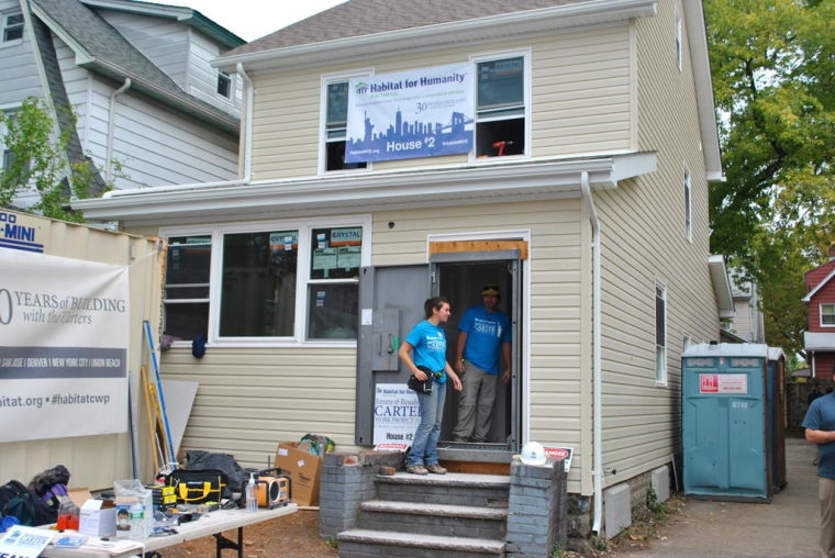 Jimmy Carter, Habitat come to Queens | | qchron.com