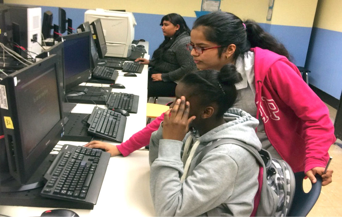 MS 226 students — Lending a hand, enriching a mind | | qchron.com