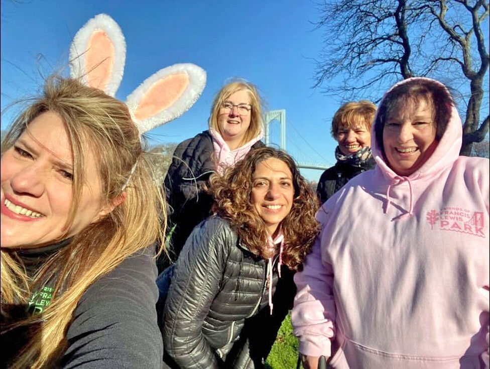 Whitestone egg hunt | | qchron.com