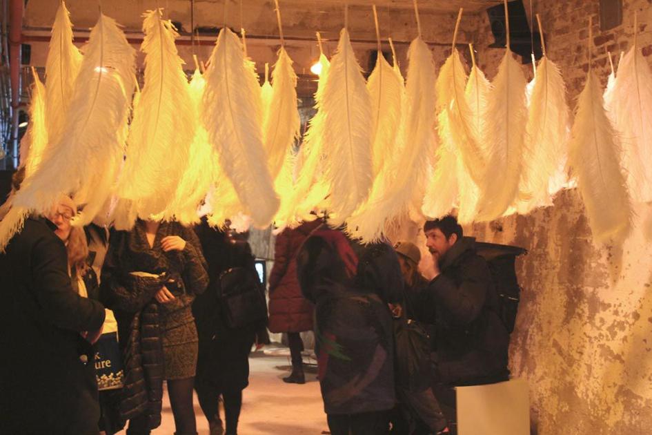 The relationship between person and object | | qchron.com