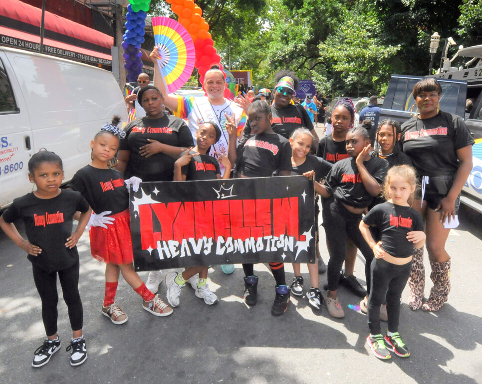 Smiles and shades abound at Queens Pride | | qchron.com