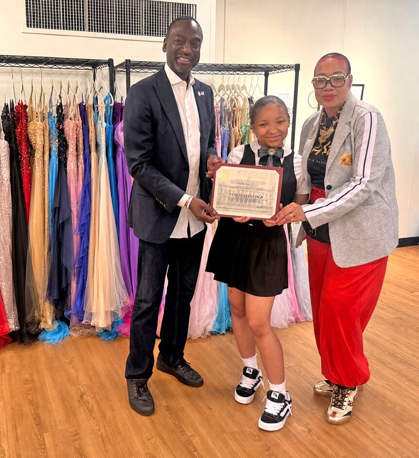 21 prom dresses given away by teen | | qchron.com