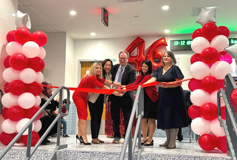 PS 46 unveils new building extension | | qchron.com