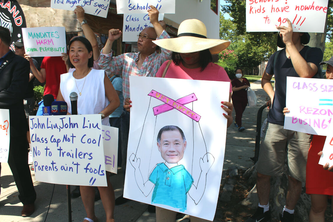 Parents fight class size mandate law | | qchron.com