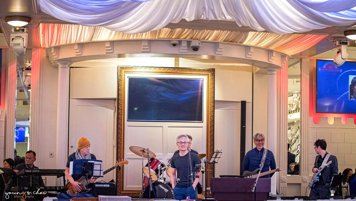 Judge, single mother both honored at gala | | qchron.com