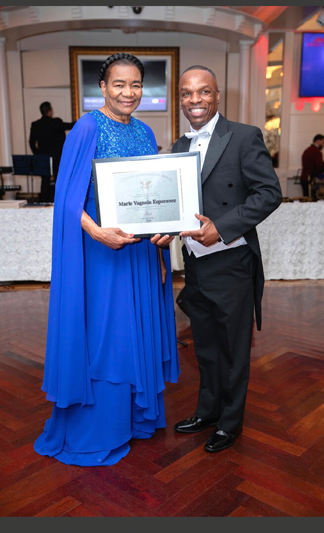 Judge, single mother both honored at gala | | qchron.com