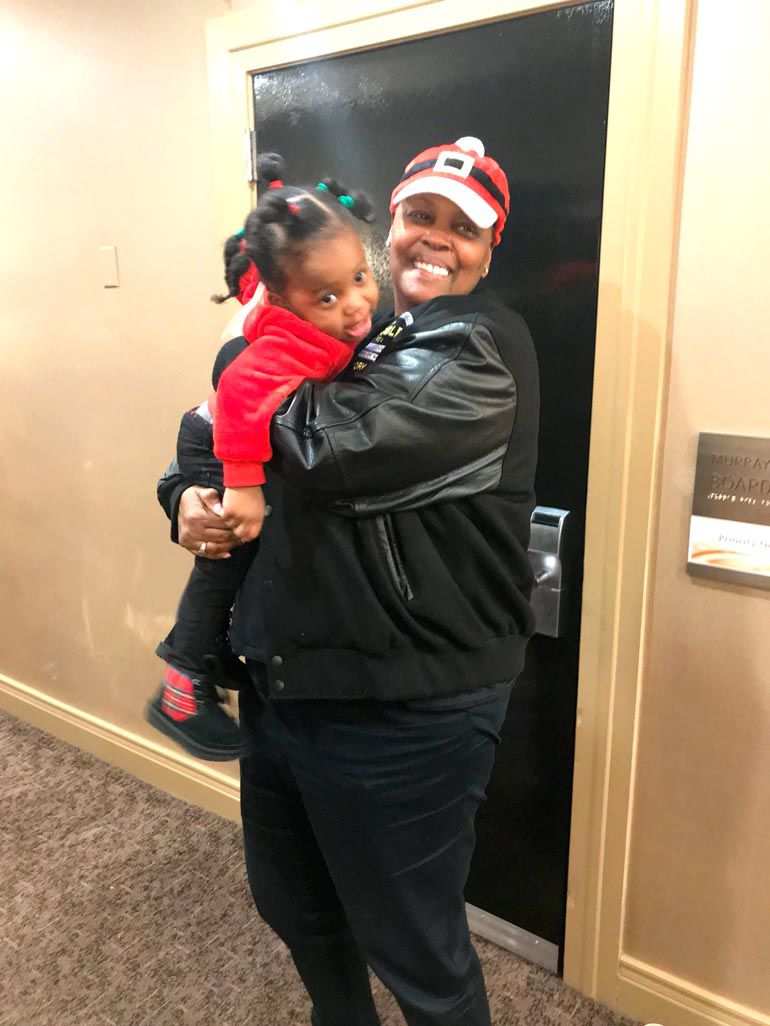 ’Tis the season for smiles in the 113th Pct. | | qchron.com
