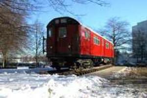 The Last Redbird Subway Car Is Installed At Borough Hall | | qchron.com