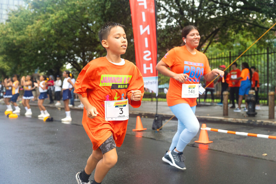 PO Brett Boller honored at Jamaica 5K | | qchron.com