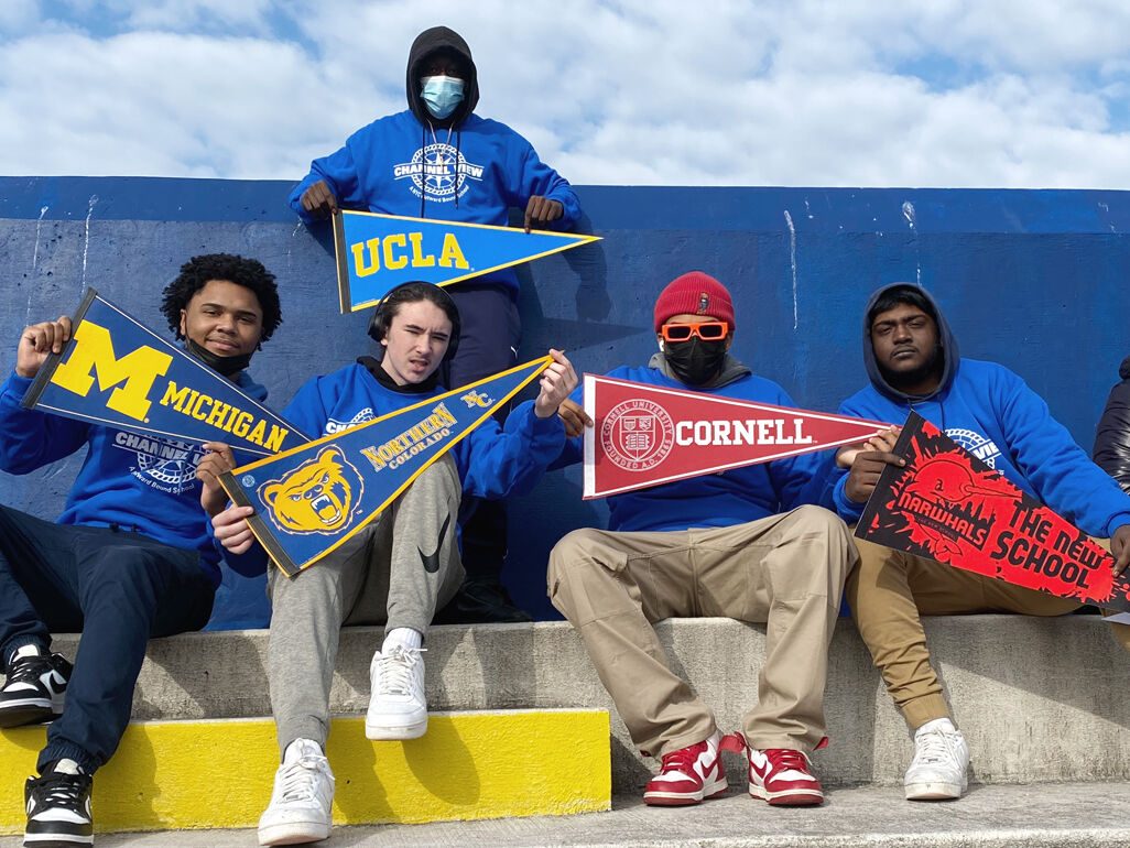 Marching off to college | | qchron.com