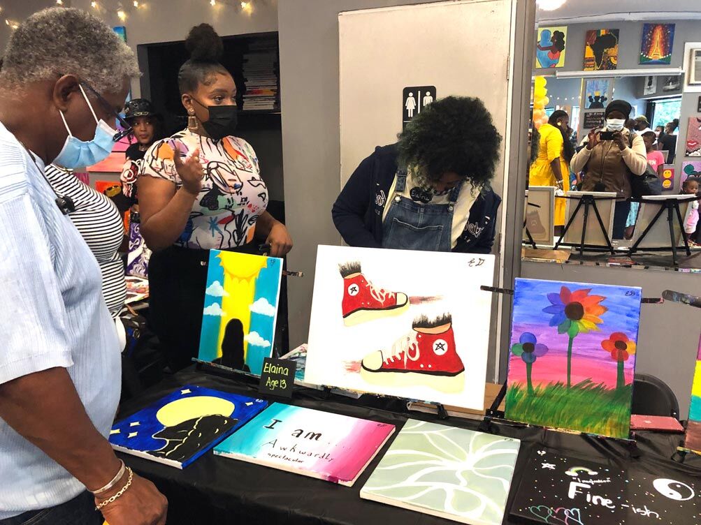 Allure Art Studio debuts kids work | | qchron.com