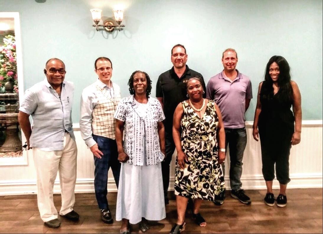 Small biz owners are back at work | | qchron.com