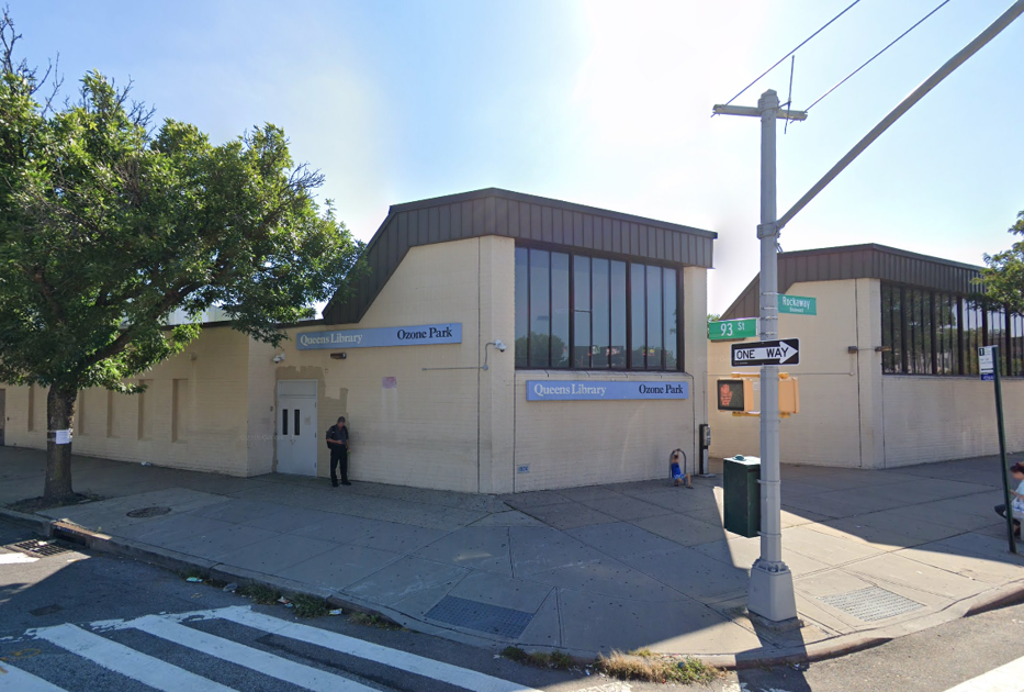 Vaccine site to open at Ozone Park Library | | qchron.com