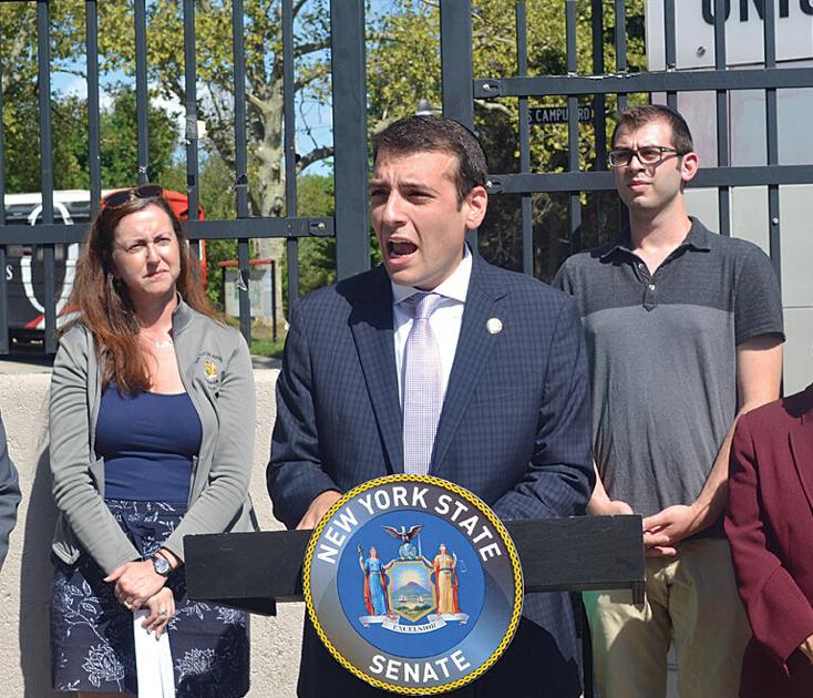 Rosenthal to resign from state Assembly | | qchron.com