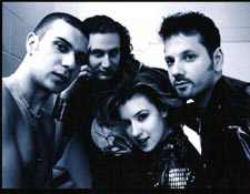 Astoria Band Finds Its Sound In The Relics Of ’80s Glam Rock | | qchron.com