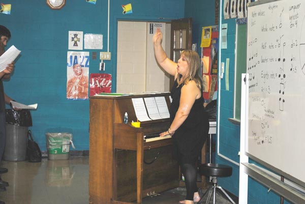 Perfect pitch for Citi Field singers | | qchron.com