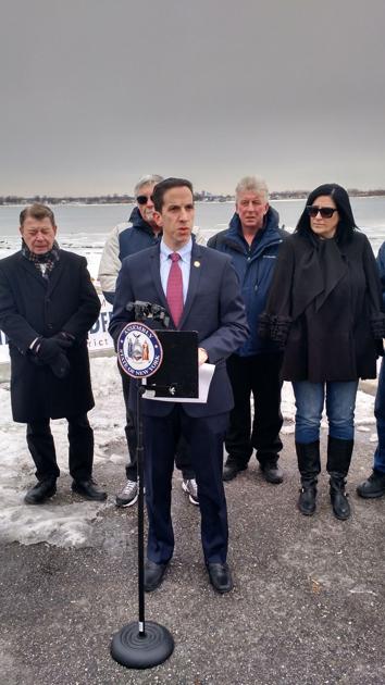 Phil Goldfeder vacating his Assembly seat this week | | qchron.com
