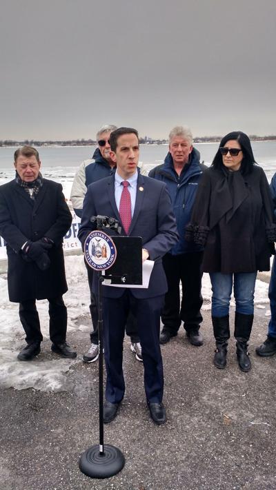 Phil Goldfeder vacating his Assembly seat this week | | qchron.com