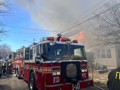 Seven hurt in Maspeth fire | | qchron.com