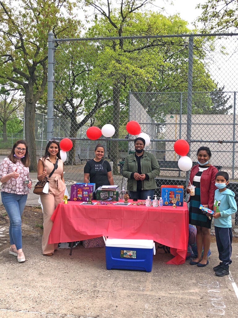 Making buckets for a greater cause | | qchron.com