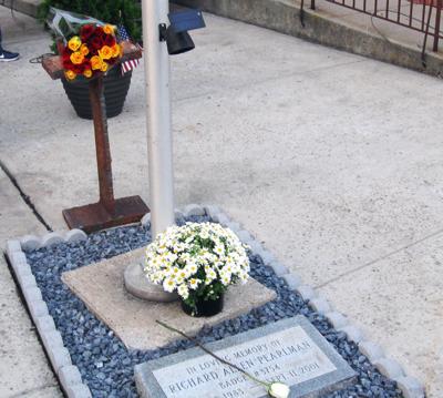 Pearlman, 9/11 hero, honored in Forest Hills | | qchron.com