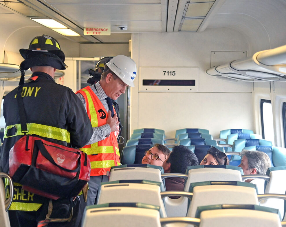 Rallying and rerailing after train failure | | qchron.com