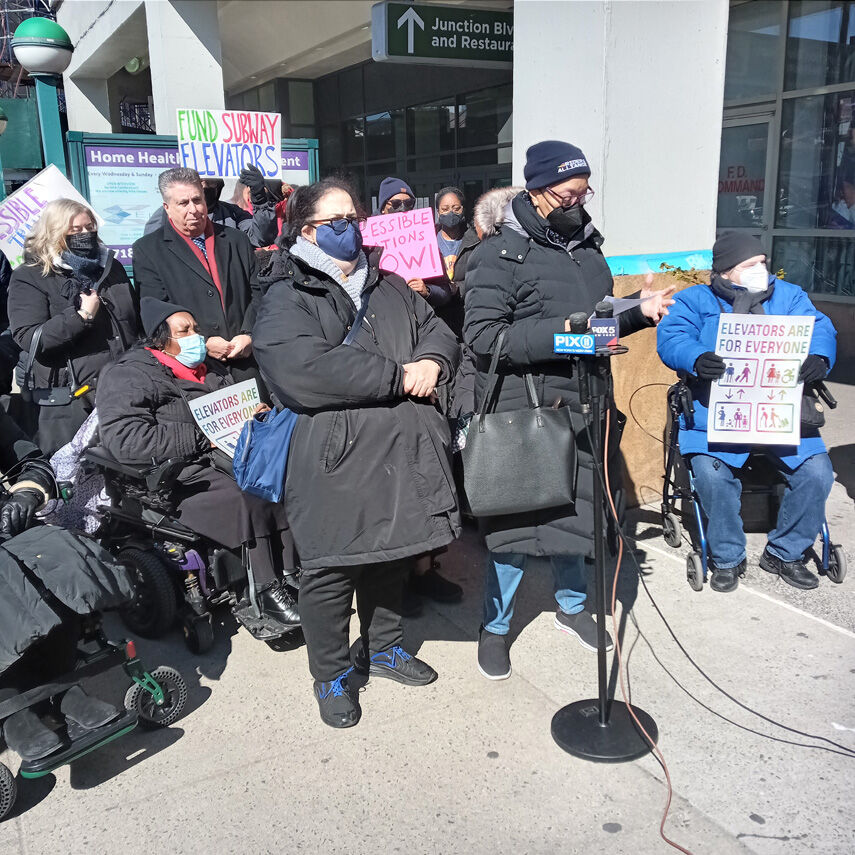 Riders to MTA: Make ADA access happen 1 | | qchron.com