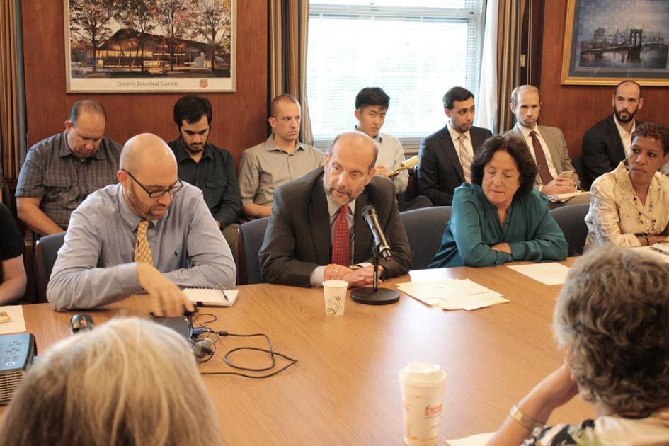 Boro Board hits Banks on homelessness issue | | qchron.com