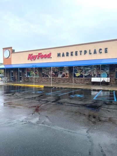 Bayside store now Key Food Marketplace | | qchron.com