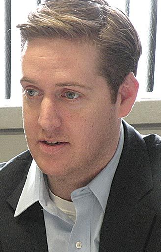 CB 10 backs Hevesi’s home stability support | | qchron.com