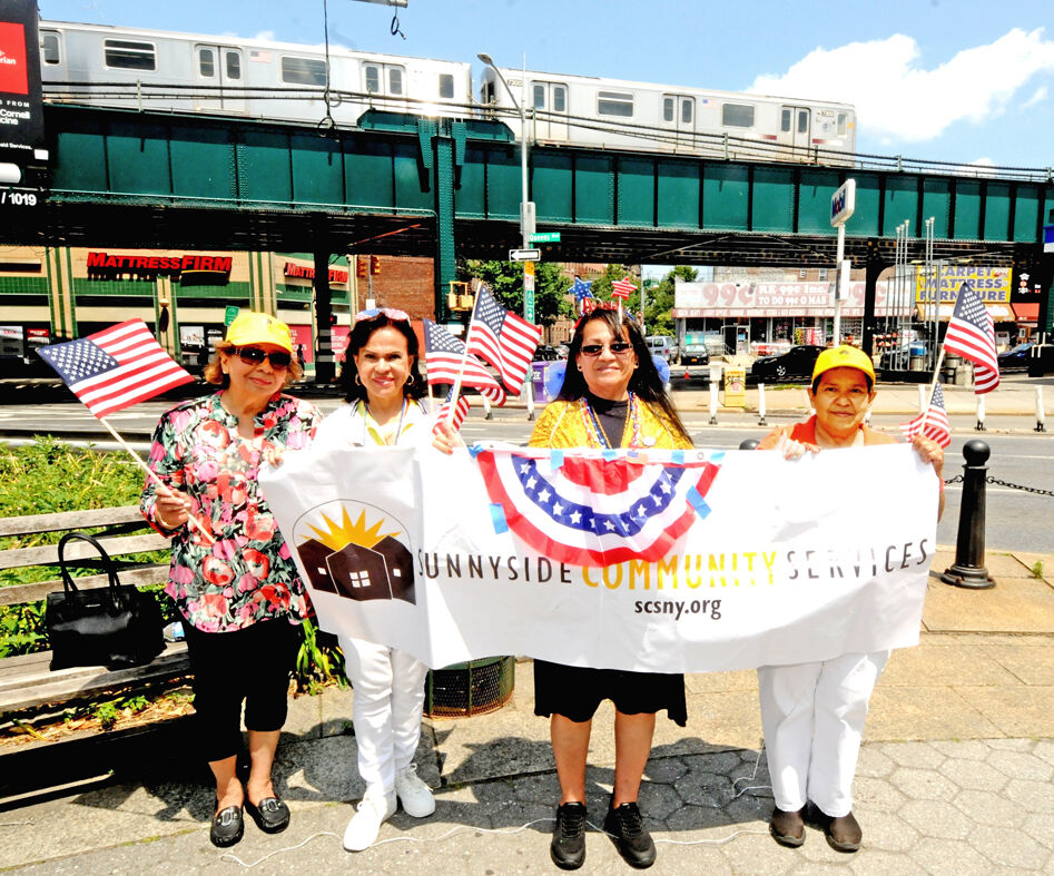 Fifty nifty stars and 13 original stripes | | qchron.com