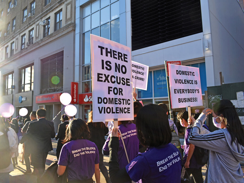 ‘Break the silence. End the violence.’ | | qchron.com