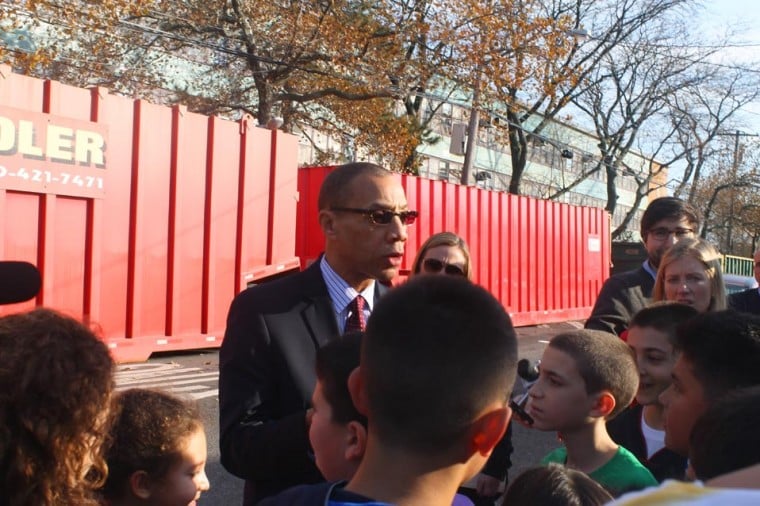 PS 207 damage concerns Howard Beach parents | | qchron.com