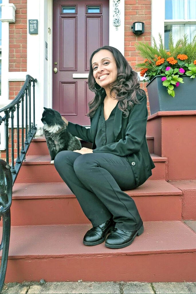 Queens cat goes from garbage truck to storybook | | qchron.com