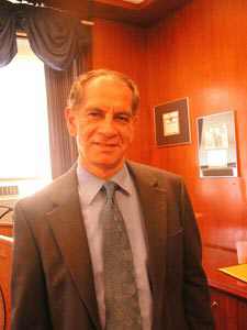 Little Neck Professor Named Poet Laureate | | qchron.com