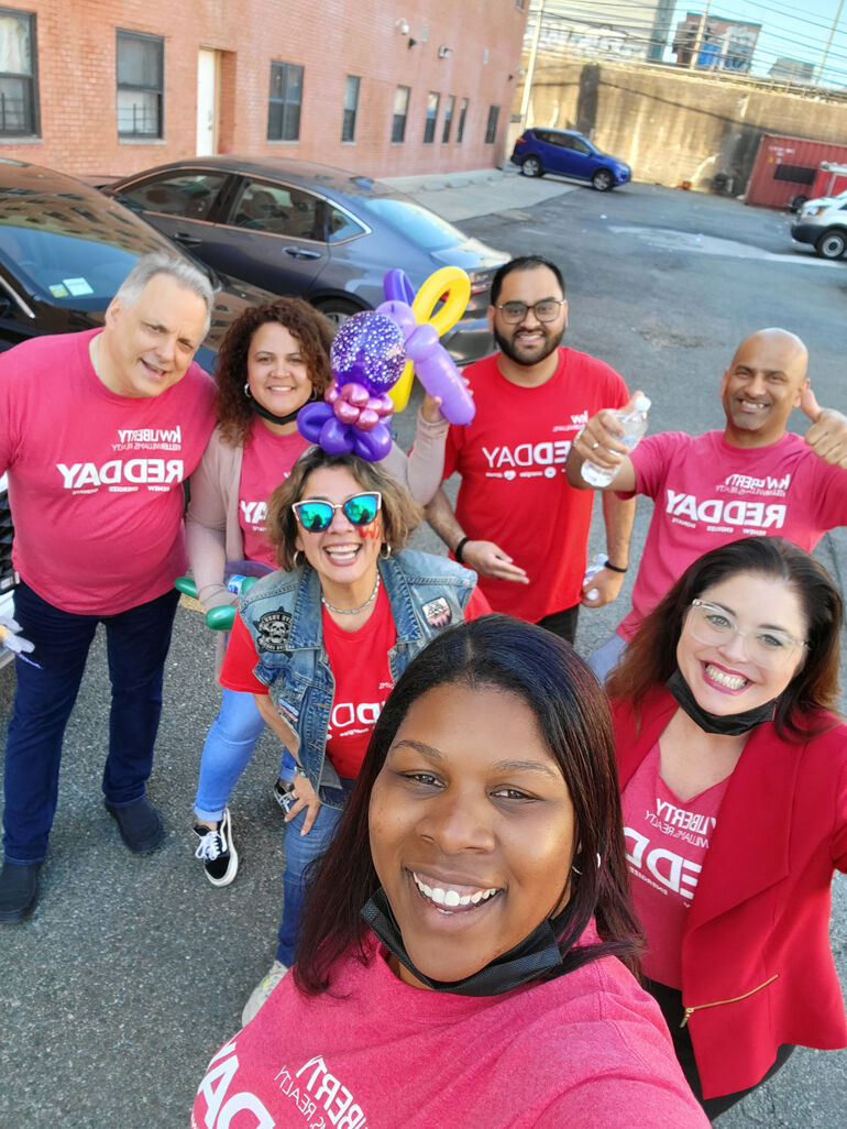 KW day of service to the community | | qchron.com