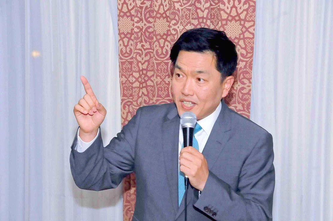 Stavisky defeats Jung in Senate race | | qchron.com