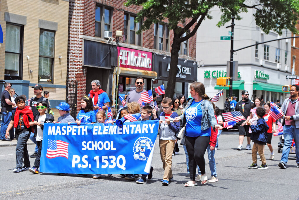 Maspeth marches to honor the fallen | | qchron.com